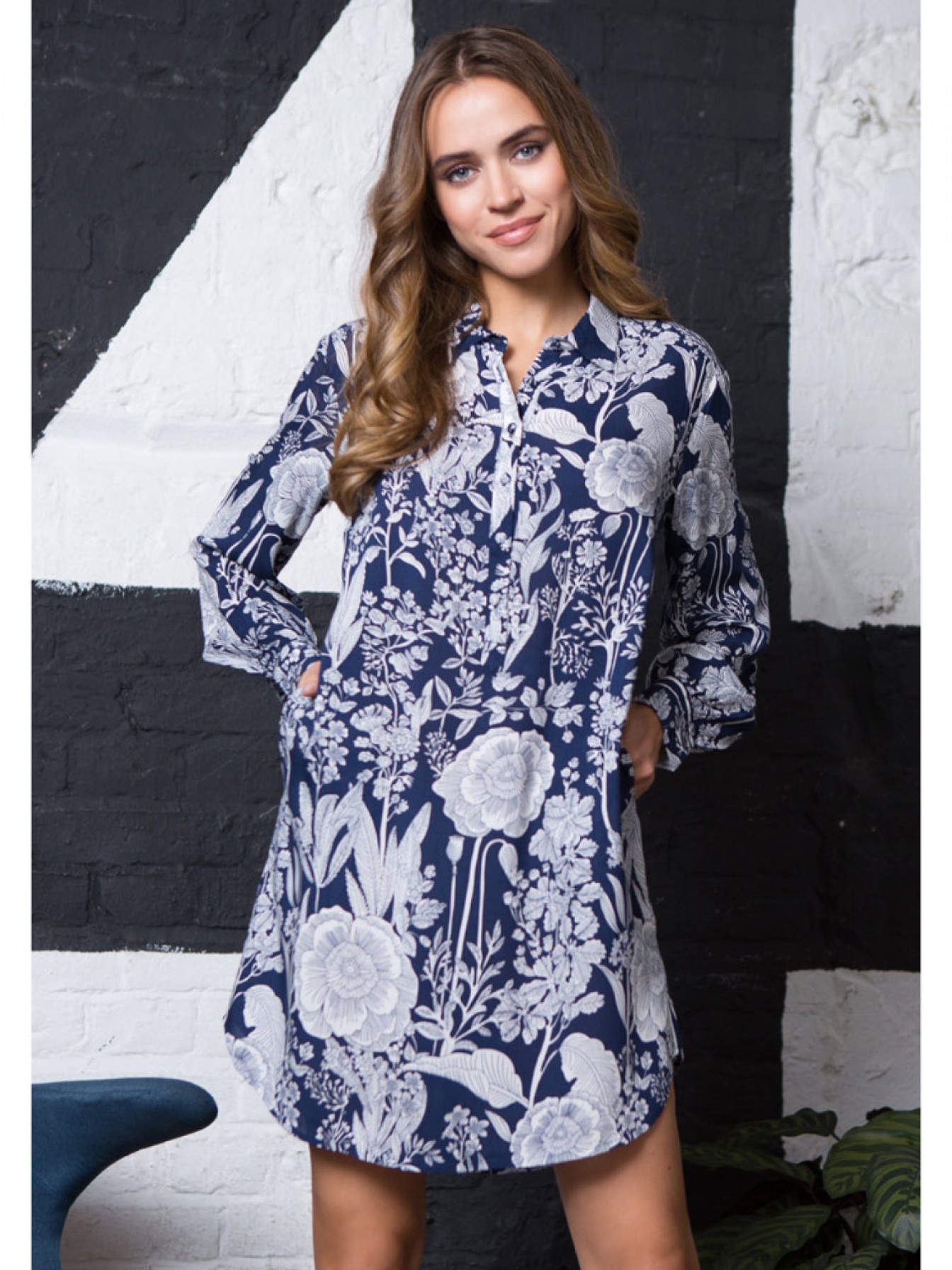 Купить тунику из принтованной цветочным узором вискозы Mia-Mia Ariana 16336